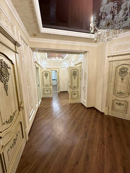 №2732.Продается 4х-комнатная квартира в Новостройке.
