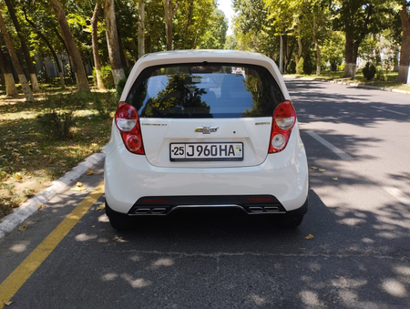 Продаётся chevrolet spark первая позиция объём двигателя 1.25