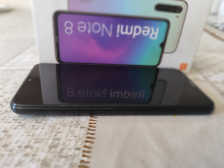 Продается телефон Redmi Nout 8