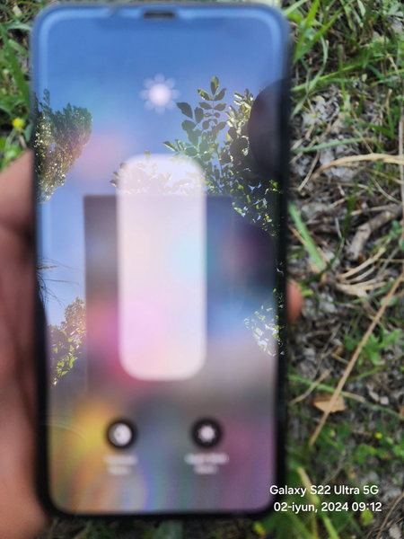 Iphone X  64 Xotira