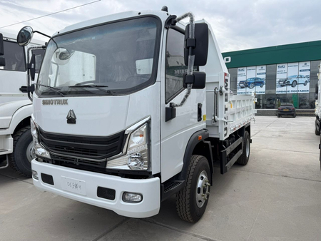 Sinotruk Homan 4x2 diesel 5 tonn\\nГрузоподъемность 5 т\\nОбъем кузова 4,5