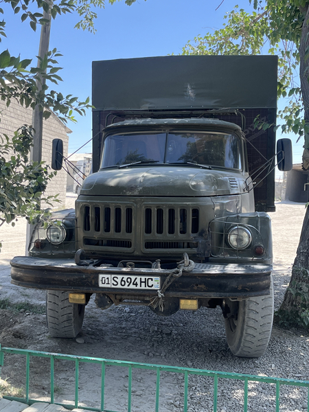 Zil 131 sotiladi xolati zo’r ishi yo’q