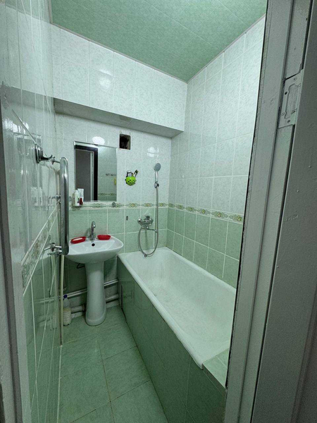 (3536) Chilonzor OQ Tepa 3 xona SROCHNA SOTILADI