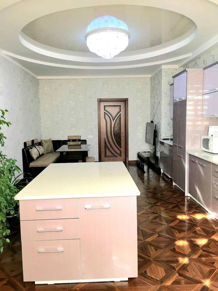 Продается 4х комнатная Евро Квартира 160 м2 Юнусобод 17 (7144)