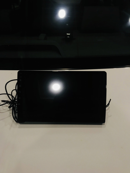 Monitor yangidek