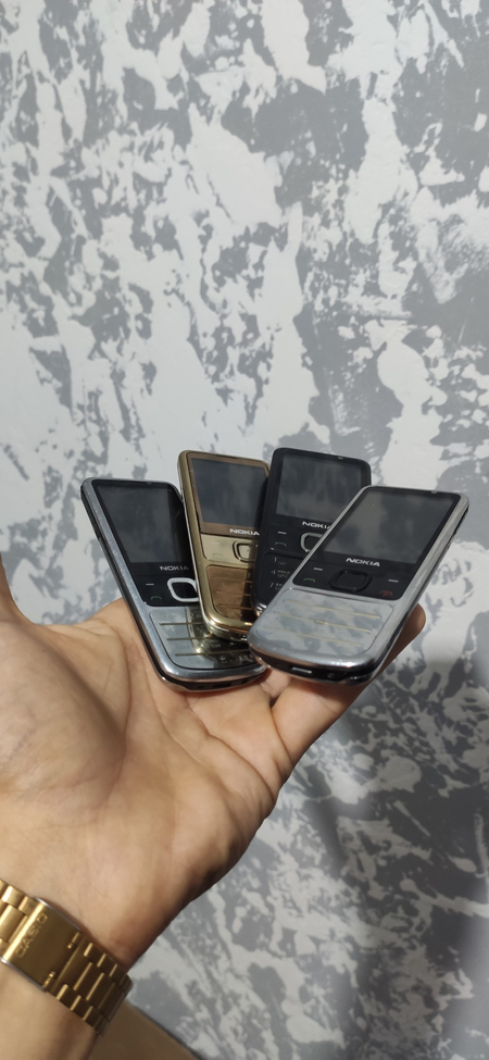 Nokia 6700 classic Nokia E72