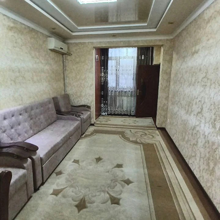Продаётся 2/1/4 М Улугбекский р-н