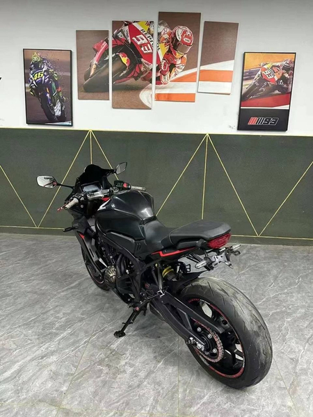 Mototsikl zakazga keladi