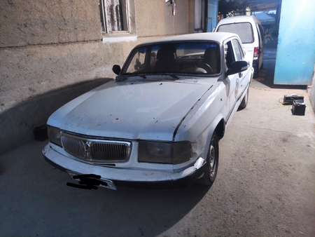Volga 3110 tachkasi bilan