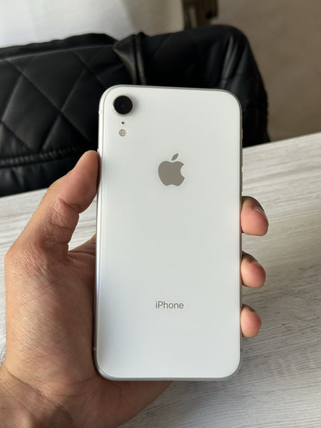 Iphone Xr с гаратией