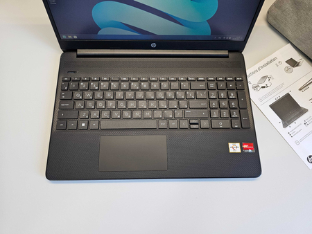 ПРОДАМ HP Laptop 15 Ноутбук Quad Athlon™Gold 3150U/8GB/256SSD/15.6