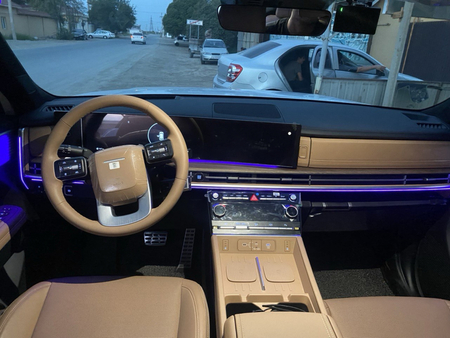 Hyundai SANTAFE 2024 sotiladi 2200km yurgan