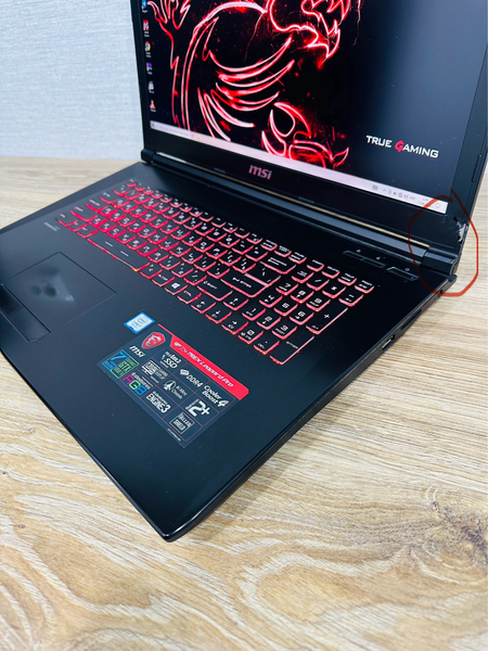 MSI Leopard Core i7-8 Ядерный+GTX1050Ti+Большой 17,3 экран 120Hz