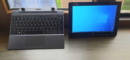 Продам нетбук+планшет 2/1 Acer N15P2