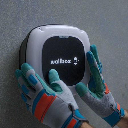 Зарядное устройство для электромобиля Wallbox 7kW/22kW