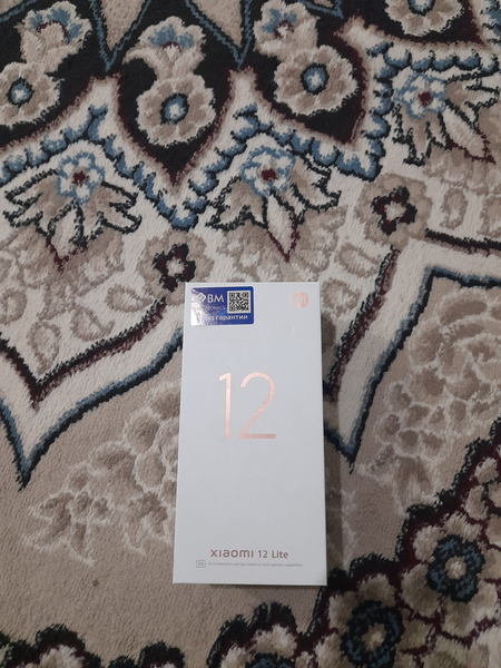 Xiaomi 12 lite 6/128 и INFINIX HOT 40 I 8/128