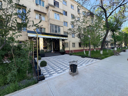 Аренда под Офис Ориентир-Улца Лисунова. 45м2  1200$торг