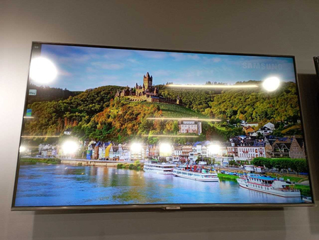 Телевизор 45  Samsung UHD 4K Smart TV AU7500 (UE43AU7500UXCE)