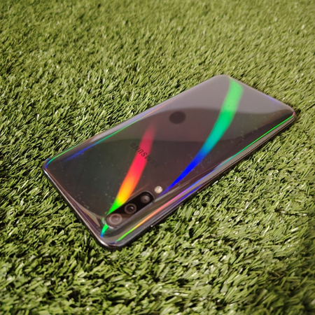 Samsung A50 srochna sotiladi dastavka xizmati ham bor
