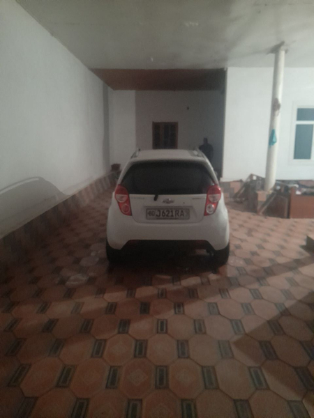 Spark 3 pozitsiya sotiladi polni radnoy bir qo'l moshina