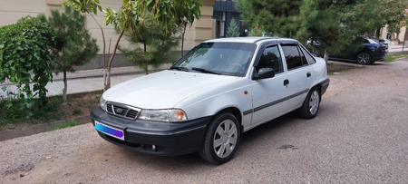 Nexia  1  Daewoo