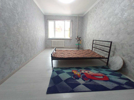 СРОЧНО !! Продается квартира в Яшнабаде 2/1/4 ( 50 кв/м ) Авиасозлар 4