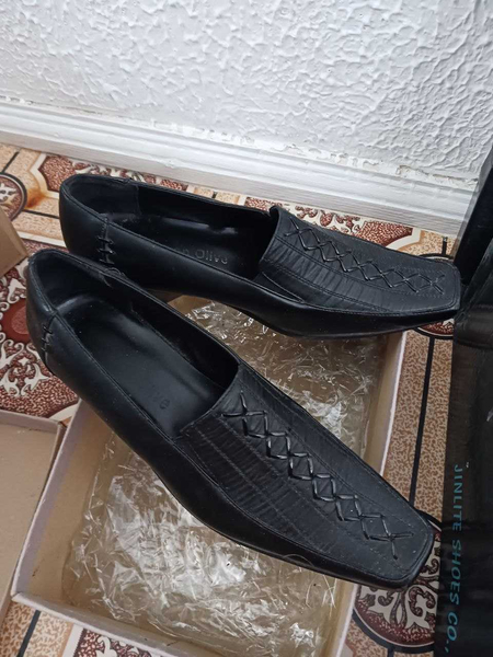 Туфли женские на каблуке