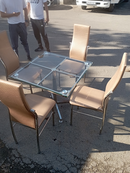 продам стол стулья привозной