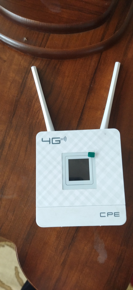 Wifi simkartali ishlashi zur yangi korobka dokument bor