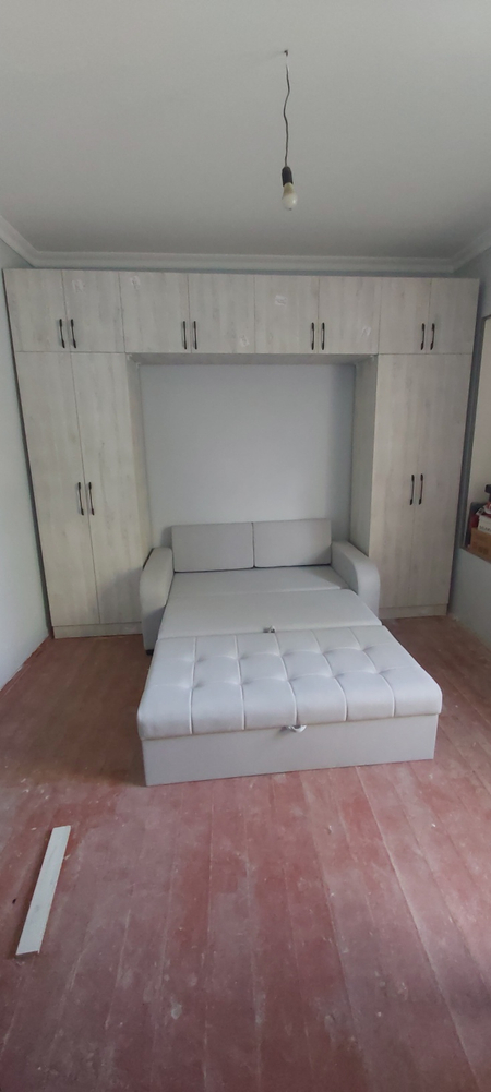 Sipalni kampilekt juda ixcham ishlangan xam divan xam sipalni boladi