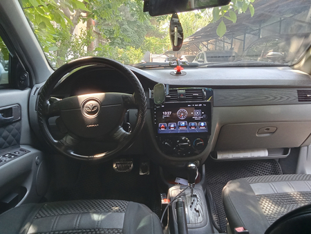 Lacetti sotiladi