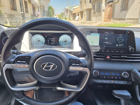 Hyundai Elantra 1.6