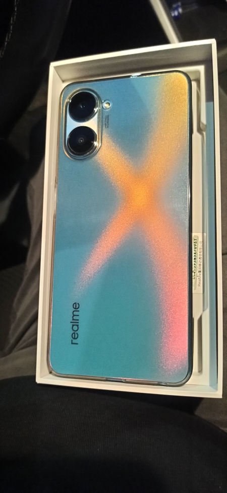 Продам телефон Realme 10 pro 5g  12/256