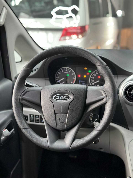 JAC M3 PLUS miniven