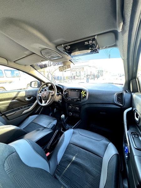 Lada XREY Cross full 1.8