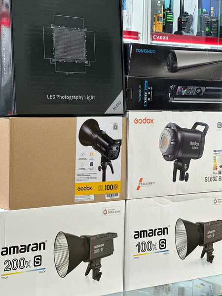 Godox SL60 Bi Godox SL100 Bi Amaran 100x S Amaran 200x S