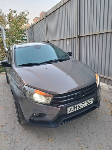 Лада Веста СВ КРОСС 1.8
