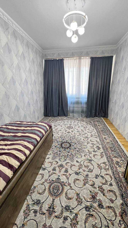 Сдаётся квартира.. на Карасу 1 
Ориентир - школа N308/Корзинка