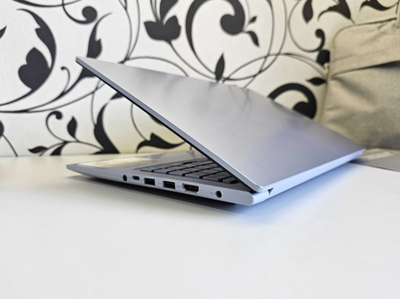 ПРОДАМ ASUS VivoBook 15X Ноутбук Core™ i3-1220P/8GB/512SSD/15.6