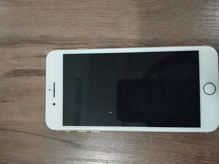 iPhone 8 plus gold