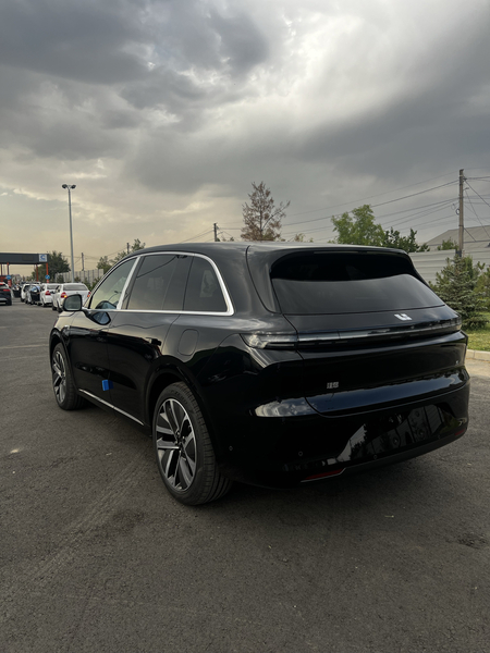Lixiang Li 6 Max Notariusga tayyor