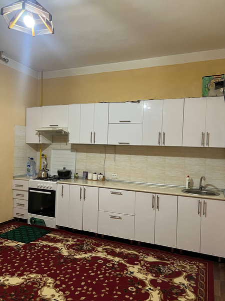 Shaxriston metro sheriklikka 2 ta qiz olinadi 2*3 /5/7