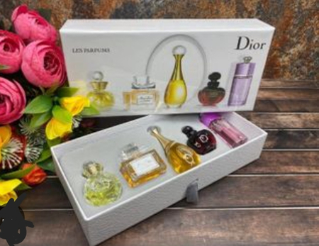 Подарочный набор духов DIOR 5 ароматов В мини-Флаконах по 5 мл.