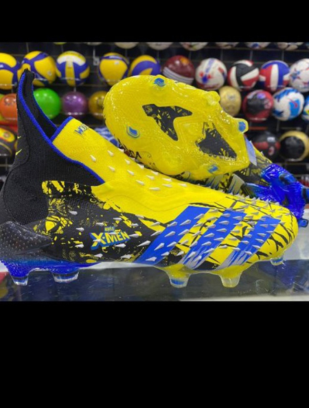 Футбольные бутсы Adidas predator