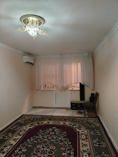 Чирчик ш. Троицк 3-этаж 3х янги планировка 300$