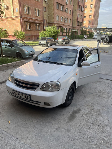 Шевроле Ласетти 1.8 Автомат коробка