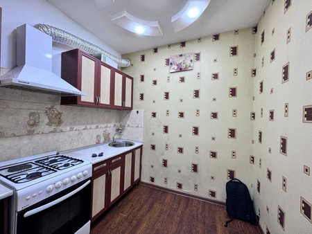 Продам 4 ком юнусабад 11 квартал Мега планет