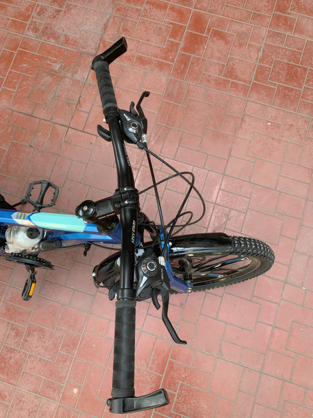 Velosiped 24 saka diska AZXX