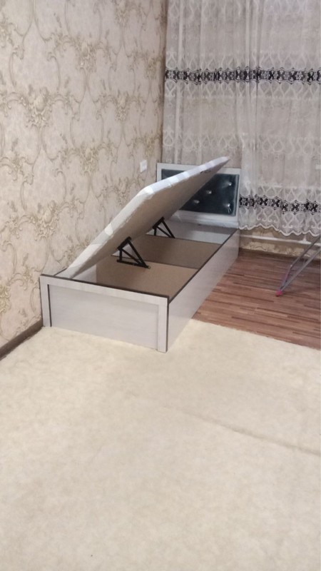 Аксия бир кишилик краватлар кромкаси пвха