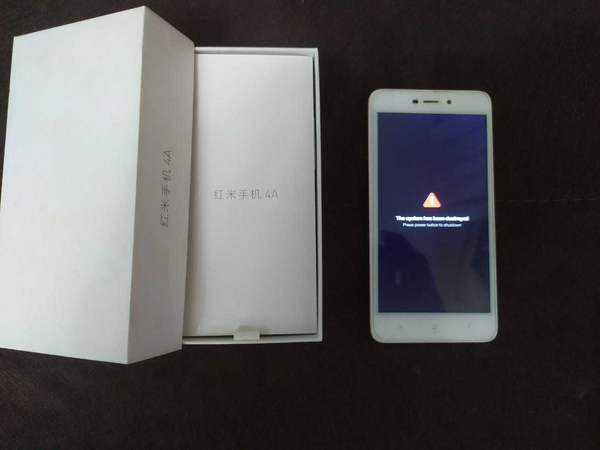 Xiaomi Redmi 4A на запчасти или на ремонт б/у.